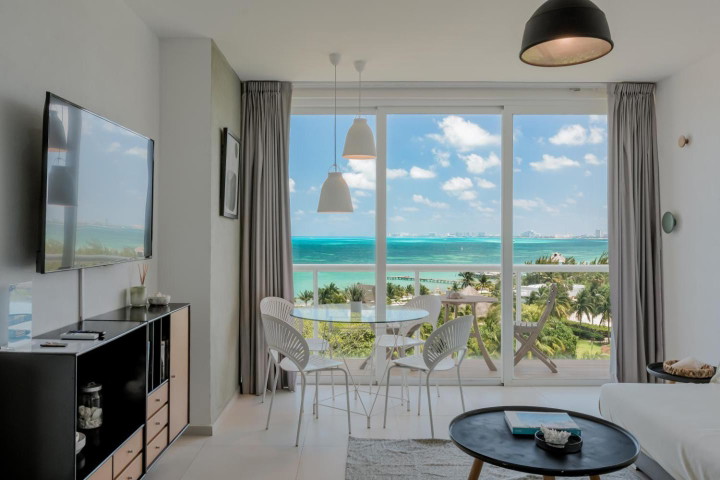*Sun Scape Beachfront Studio By Casa Paraiso* - Isla Mujeres
