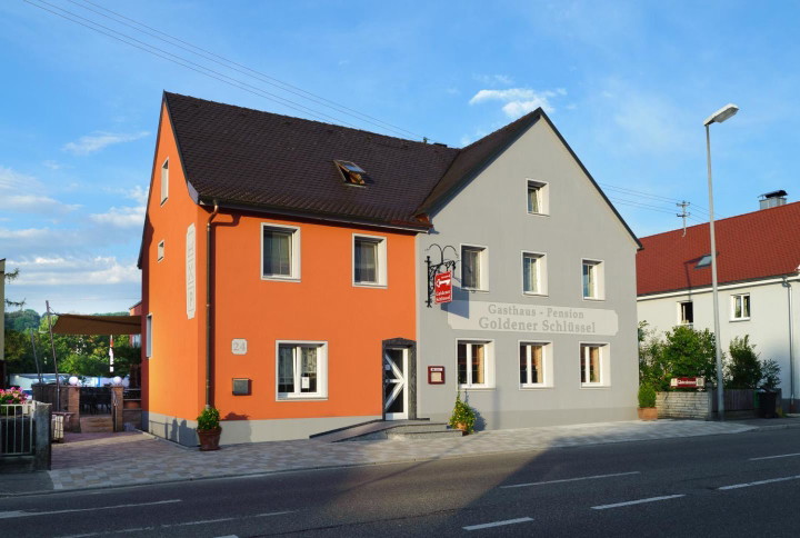 Goldener Schlüssel Mit Gästehaus Sina - Nördlingen