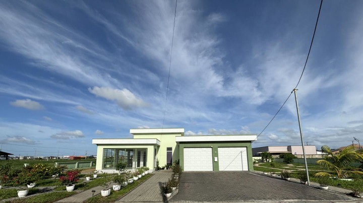 Luxury Villa In Gated Community - Suriname