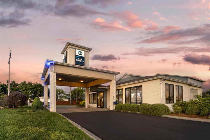 Best Western Inn & Suites Monroe - Monroe