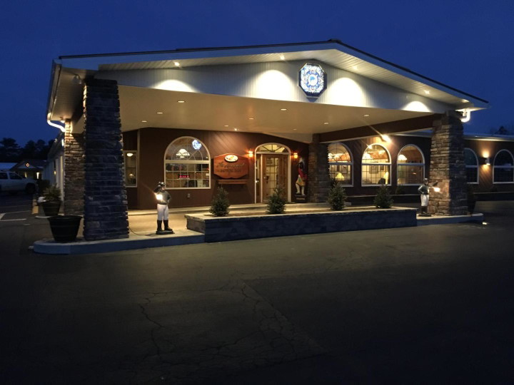 Landmark Motor Inn - Glens Falls, NY