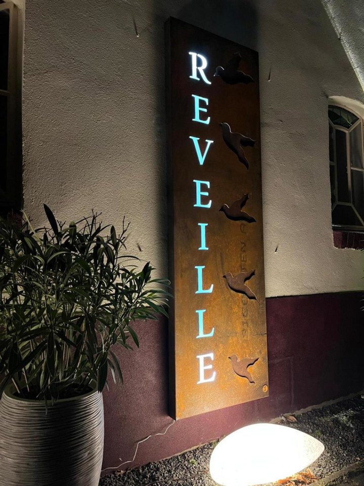 B&b Reveille - Germany