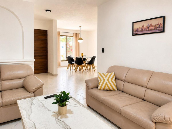 Gupy 26 - 3br Beach House Steps From The Beach Near The Ferry - Isla Mujeres