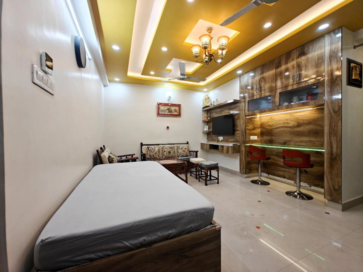 Casa Intelistay Smart, Stylish 2bhk In Lucknow - Lucknow