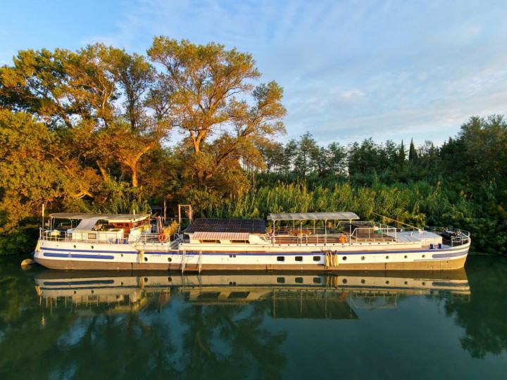 Péniche Le Makara - Avignon