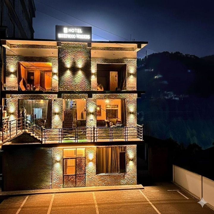 Hotel Breezewood Wonders - Dalhousie