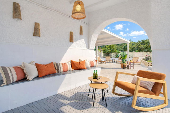 Comeback Casa Sirtaki De Zorba - Costa Tropical