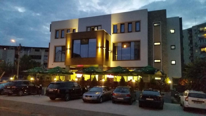 Hotel Excellence - Bragadiru