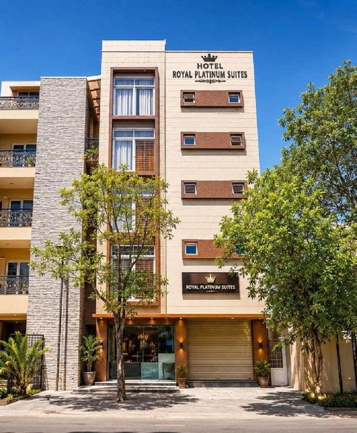 Hotel Royal Platinum Suites - Bangalore