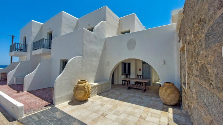 Naxos Town 1 Beach Front Apartment - Naxos