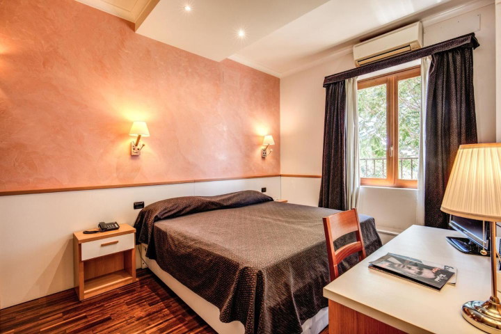 Hotel Roma Tiburtina Metro - Frascati