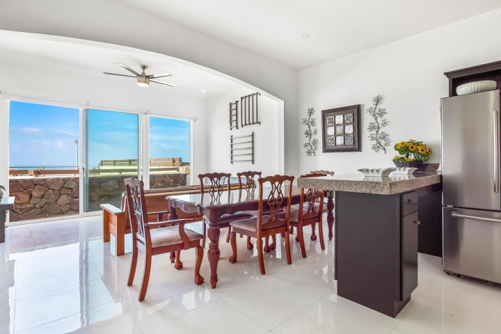 Dog-friendly Ocean-view Home With Heated Outdoor Pool, Hot Tub, Streaming, Patio - Rosarito