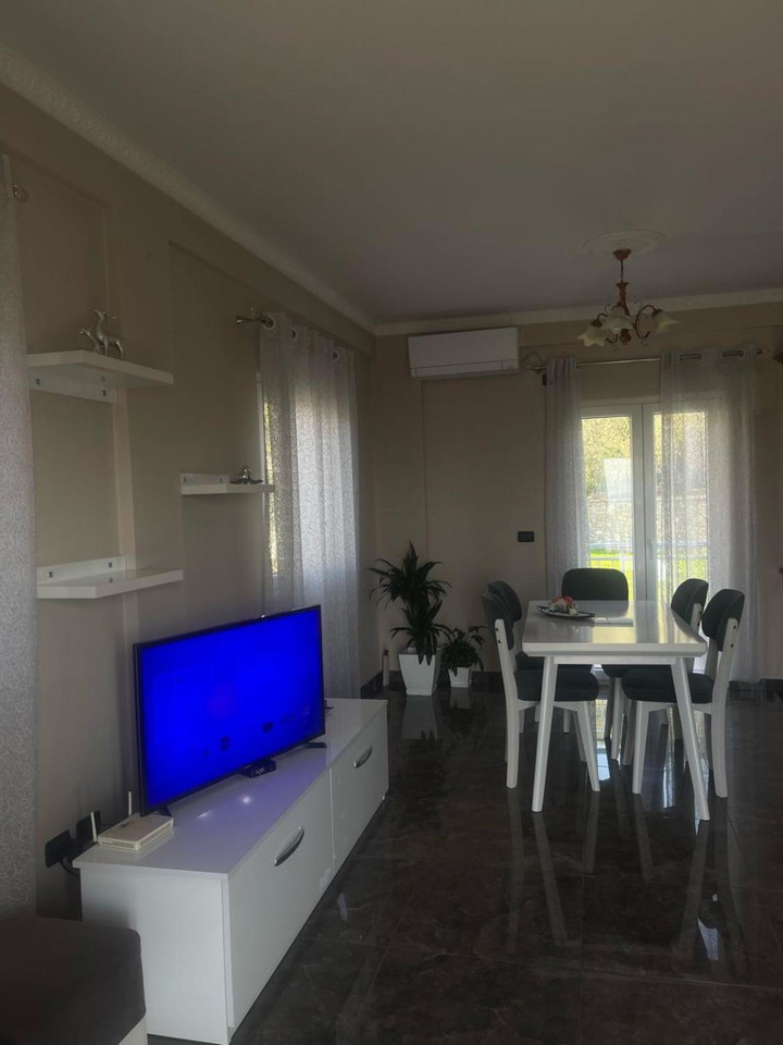 Ejlli Villa - Albânia