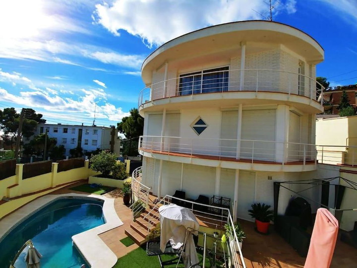 Casa Con Vistas Al Mar - Castelldefels