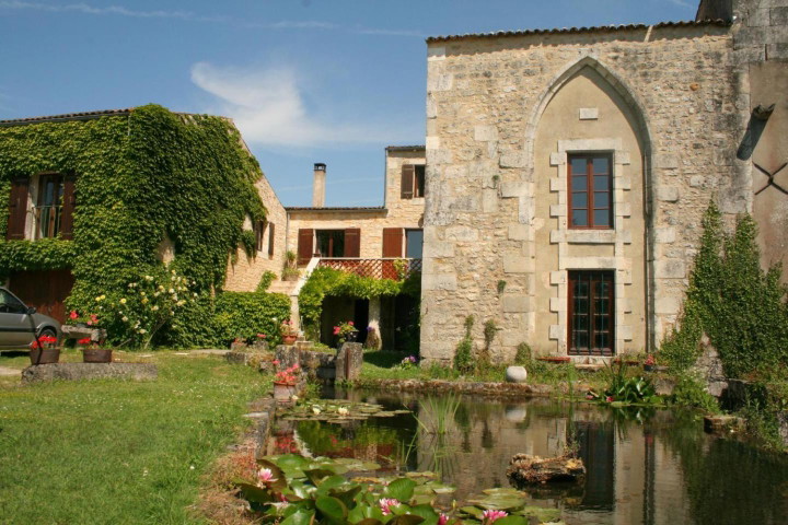 Le Moulin D'annepont - Saintes
