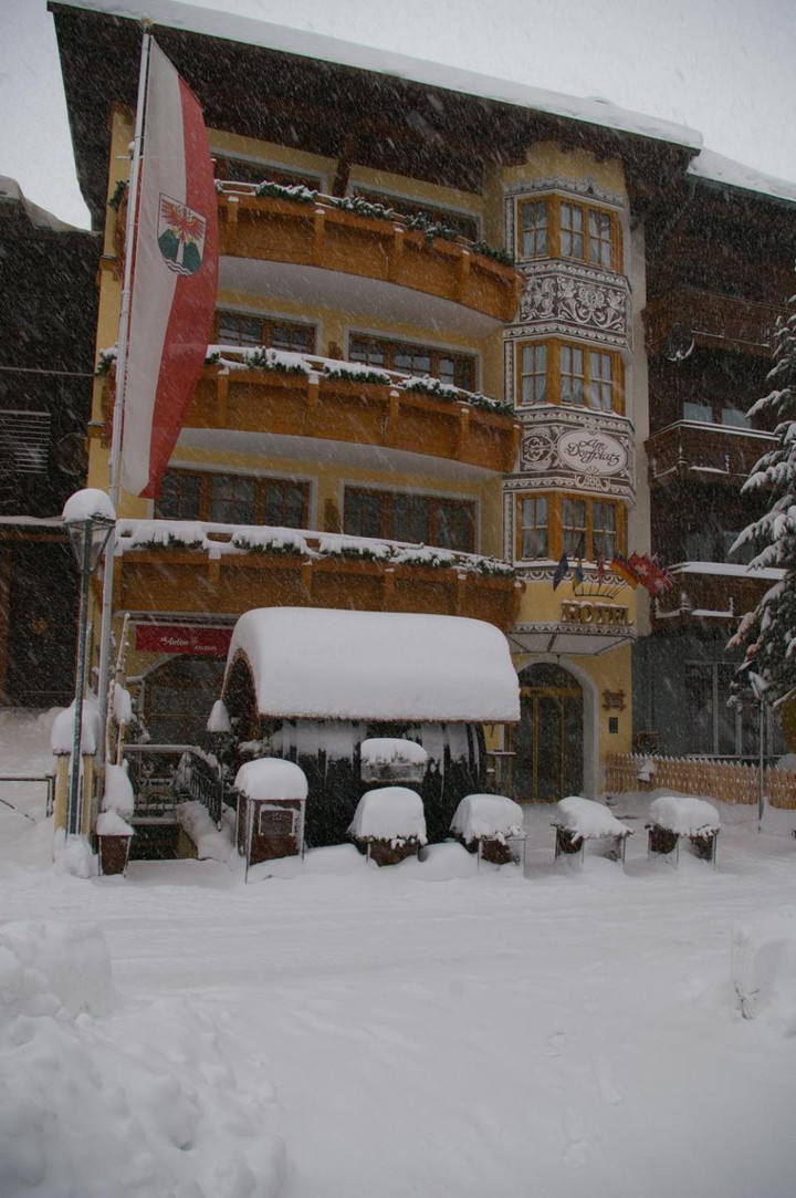 Hotel Am Dorfplatz - Lech