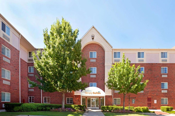 Sonesta Simply Suites Arlington Entertainment District - Euless, TX