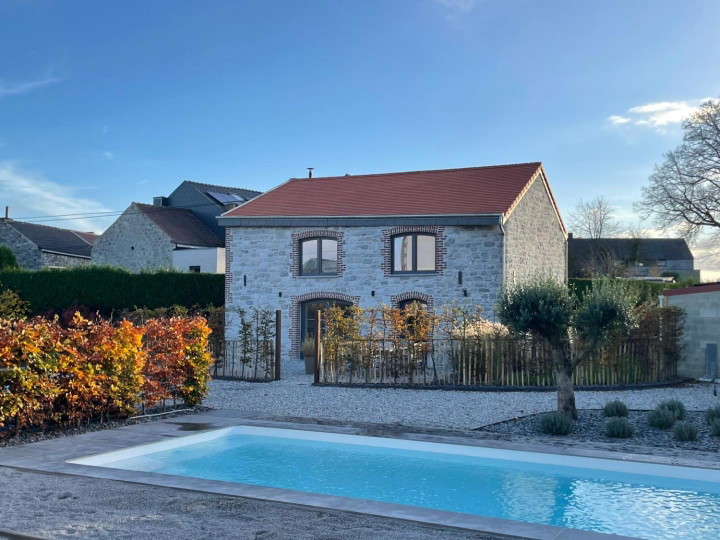 Gîte Du Pèlerin à Hanzinne - Piscine Partagée - Charleroi