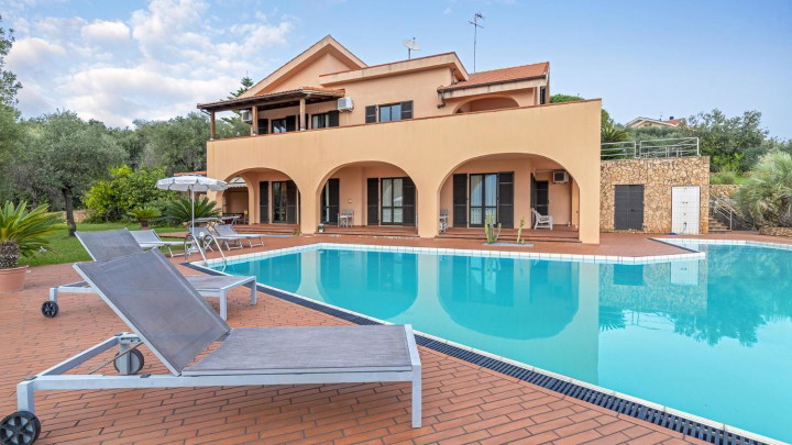 Villa Elda 6, Emma Villas - Loano