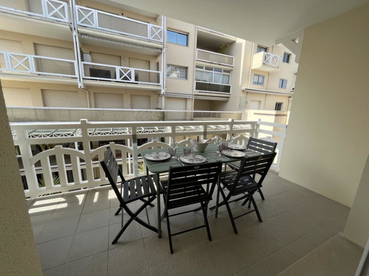 Appartement T3 De 66m² Avec Terrasse, Parking Et Proche Jetée Thiers, Centre-ville D'arcachon - Arcachon
