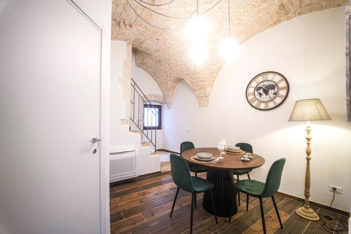 Home 5 - Palazzo Antico - Putignano