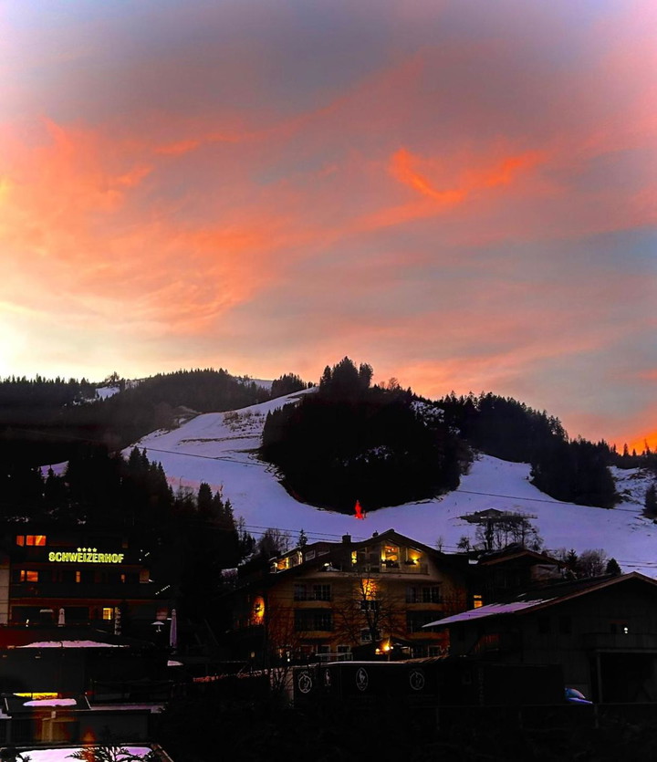 Spa, Sport & City Luxury Ski-in Ski-out Apartment - Kitzbühel