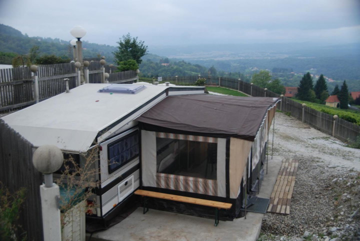 Weinberg-panorama- Mobilhome - Wohnwagen - Autriche