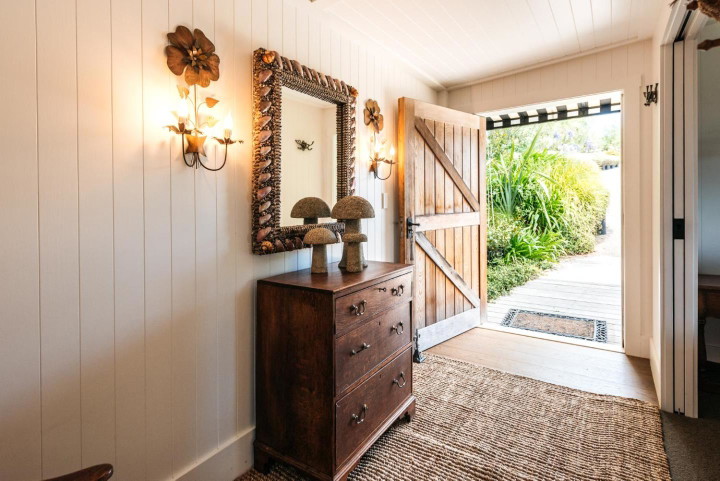 The Winemaker's Cottage - Coast & Country - Waiheke Island