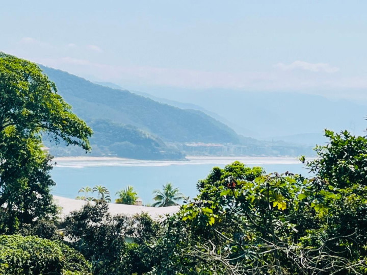 Casa Com Vista Na Praia Das Toninhas Ubatuba - Ubatuba