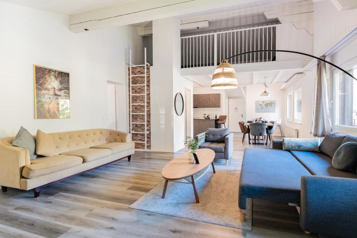 Unique Penthouse With Gallery And Mountain View - Kandersteg
