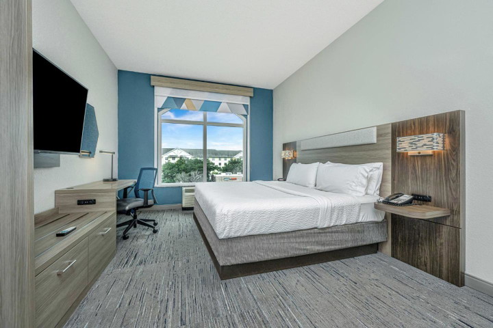 Holiday Inn Express & Suites Charleston Arpt-conv Ctr Area By Ihg - Charleston, SC