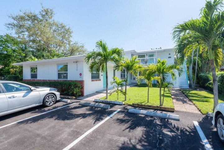 Short Walk To Wilton Drive Apt1 - Coral Springs