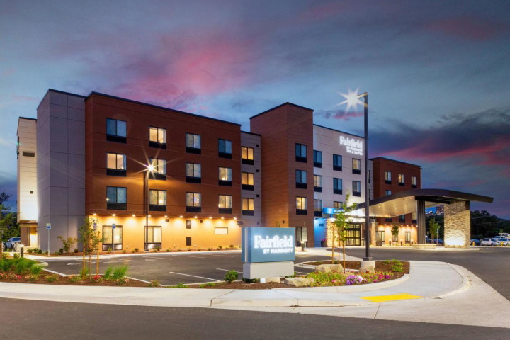 Fairfield By Marriott Inn & Suites Medford - Medford, OR