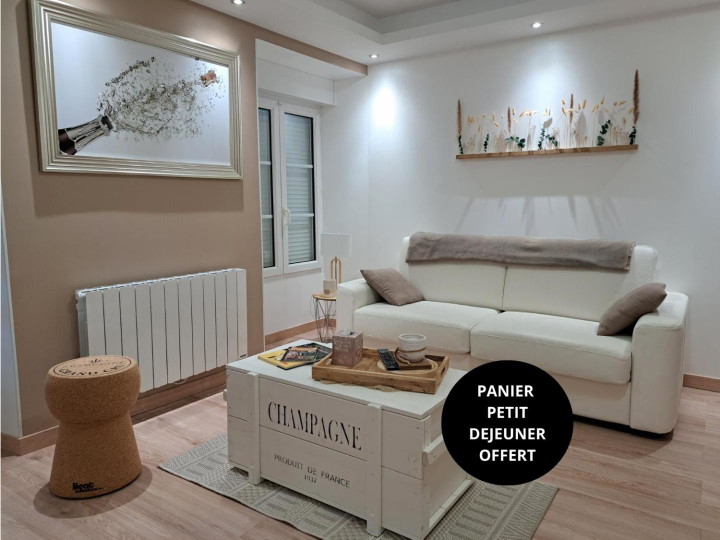 Gîte "La Bulle De Léna" Avec Petit-déjeuner Garage Et Parking - Épernay