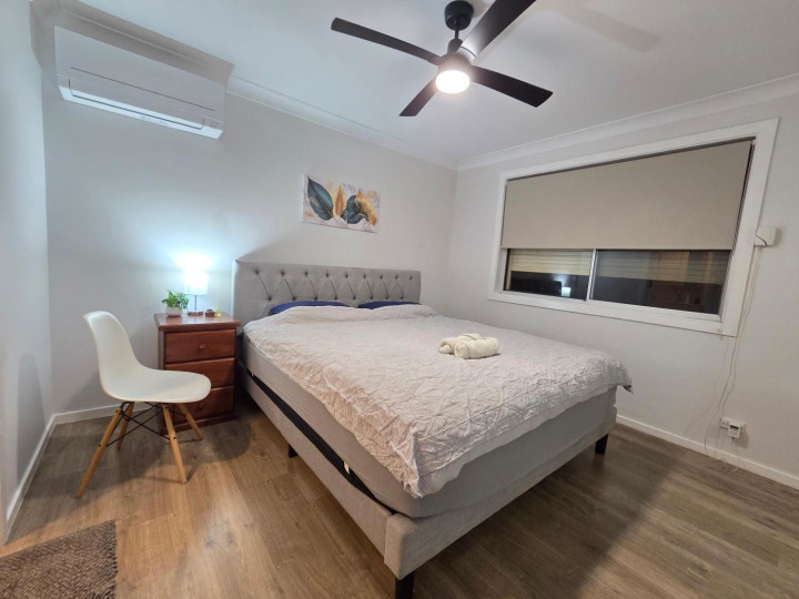 Entire House, 4br, Secure Backyard, Free Wifi - Kingswood