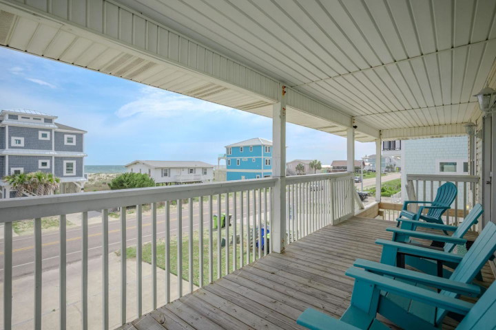 Watts Landing By Oak Island Accommodations - Oak Island, NC