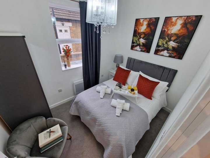 Peaceful 1- Bedroom Apartment - Watford