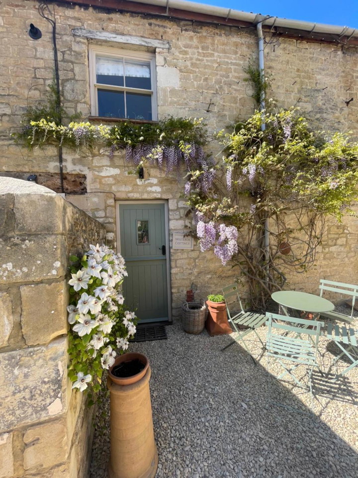 Wisteria Cottage - 2 Bed Near Bath & Many Nt Sites - Bradford-on-Avon