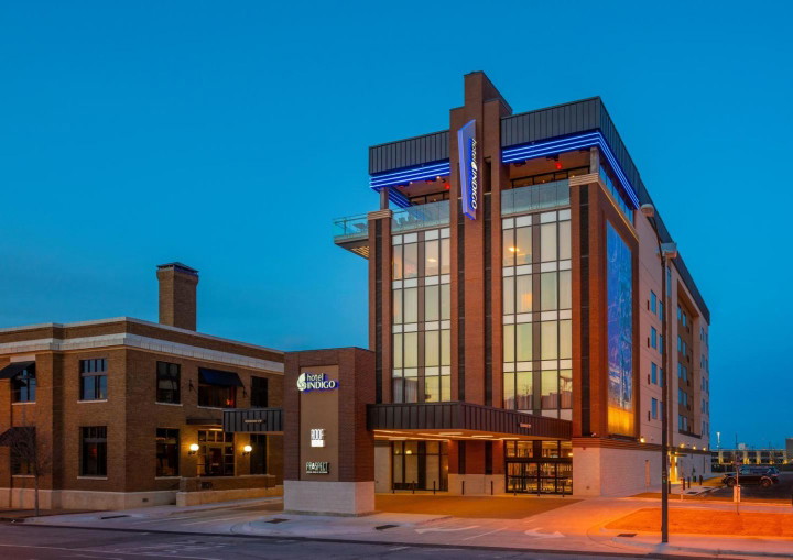 Hotel Indigo Tulsa Dwtn - Entertainment Area By Ihg - Tulsa, OK