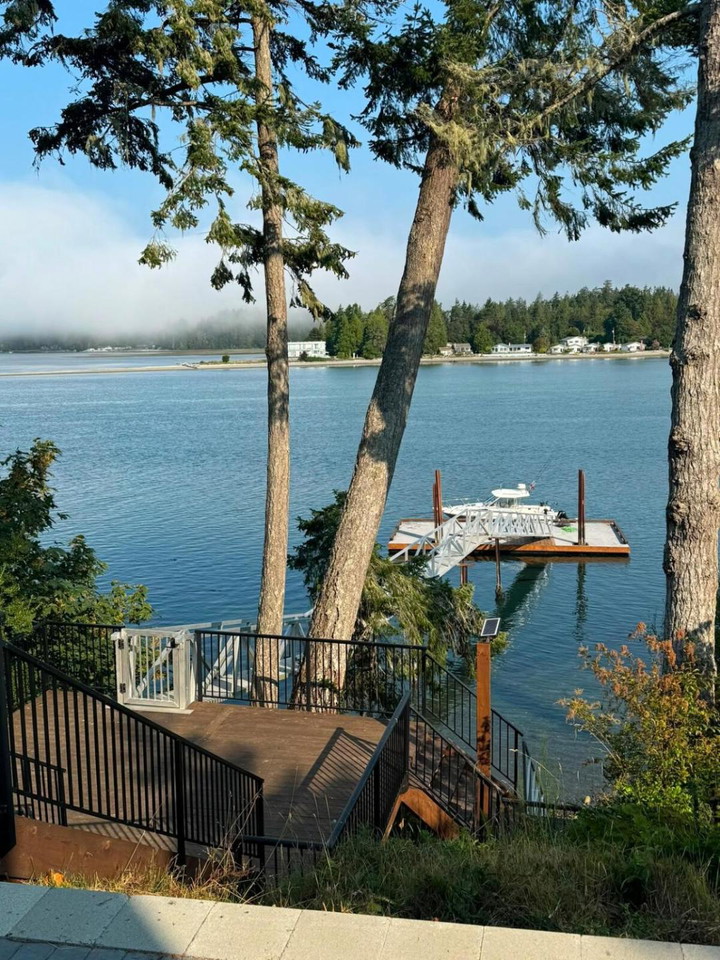 Relaxing Waterfront Haven - Sooke