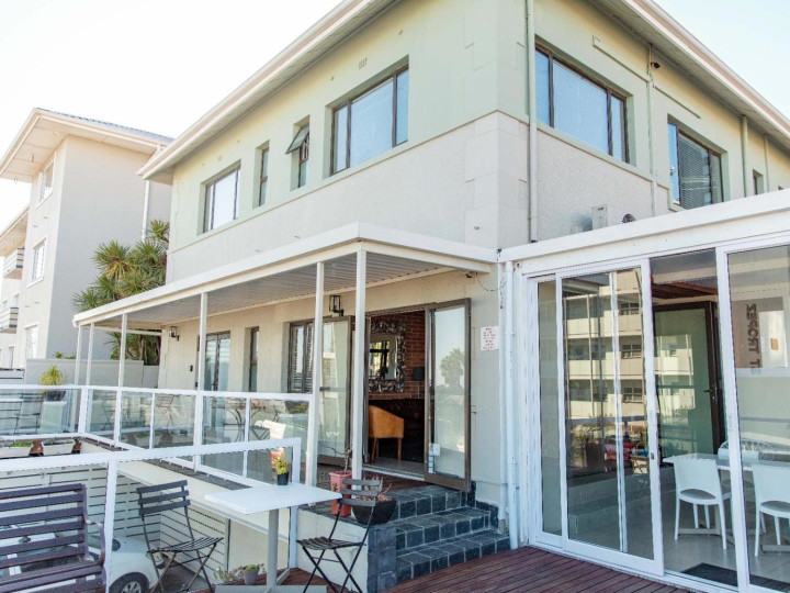 Leeuwenzee Guesthouse - Camps Bay