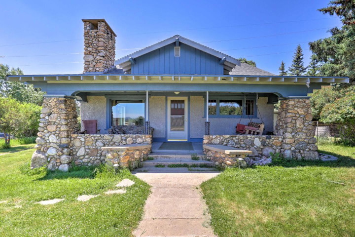 Walk To Downtown: Custer Retreat W/ Fire Pit! - South Dakota
