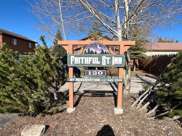 Faithful Street Inn - West Yellowstone, MT