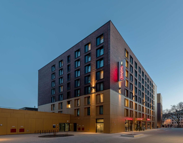 Hampton By Hilton Düsseldorf City Centre - Düsseldorf