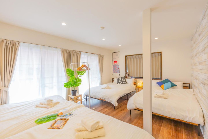Whole 3-floor Tokyo House 3 Showers 3 Toilets Tatami Max 13 - Ueno