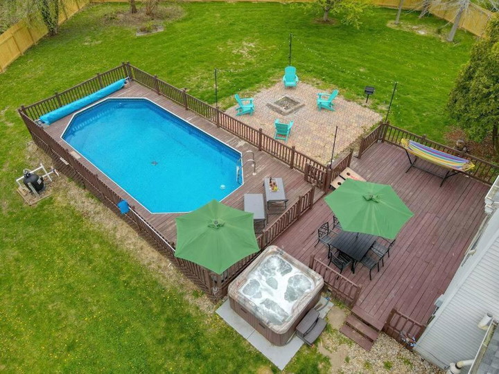 The Retreat - Private Pool-spa-firepit-gameroom - Greenwood, IN