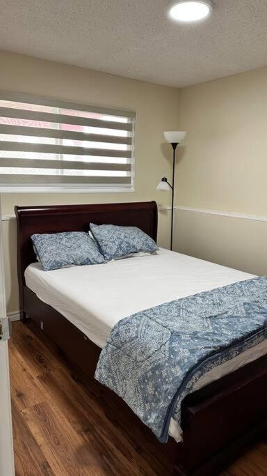 Sabrina's Home - Surrey