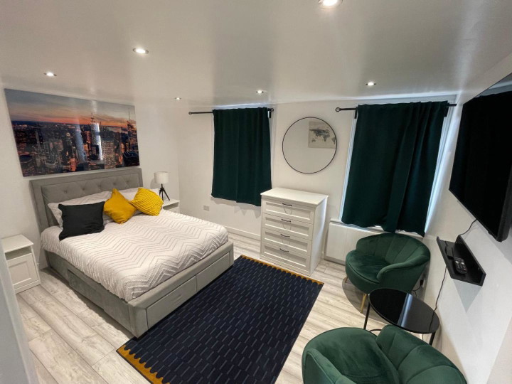 Welcome Rooms 47a - Swindon