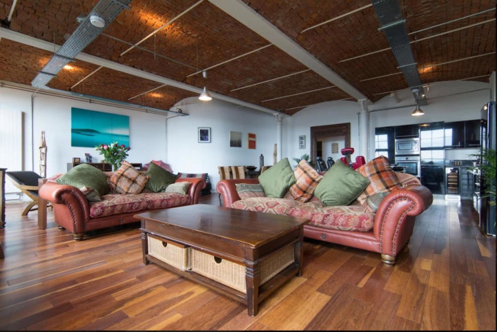Loft Apartment - Ayrshire