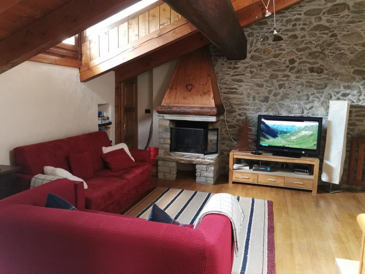 Affascinante Appartamento Ai Piedi Dell'ovovia - La Thuile